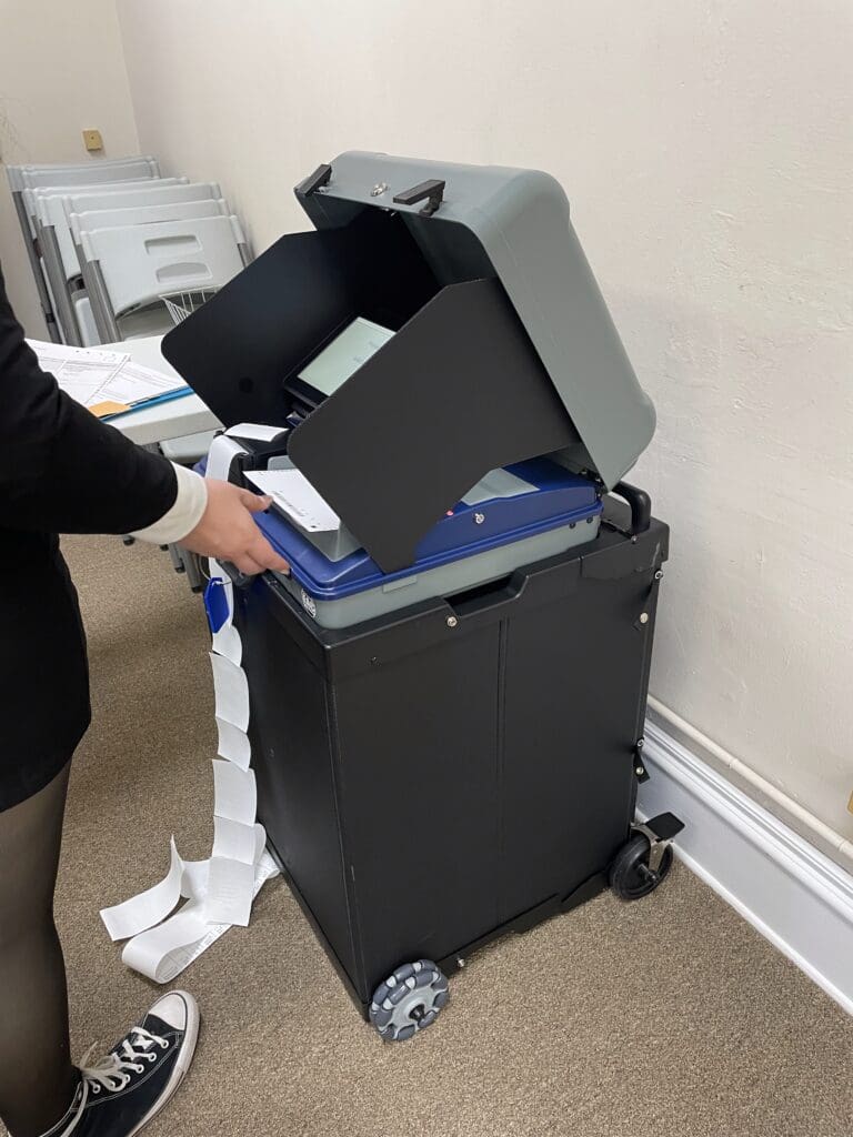 County Debuts New Voting Machines in Nov. 4 General Election | KCLY Radio